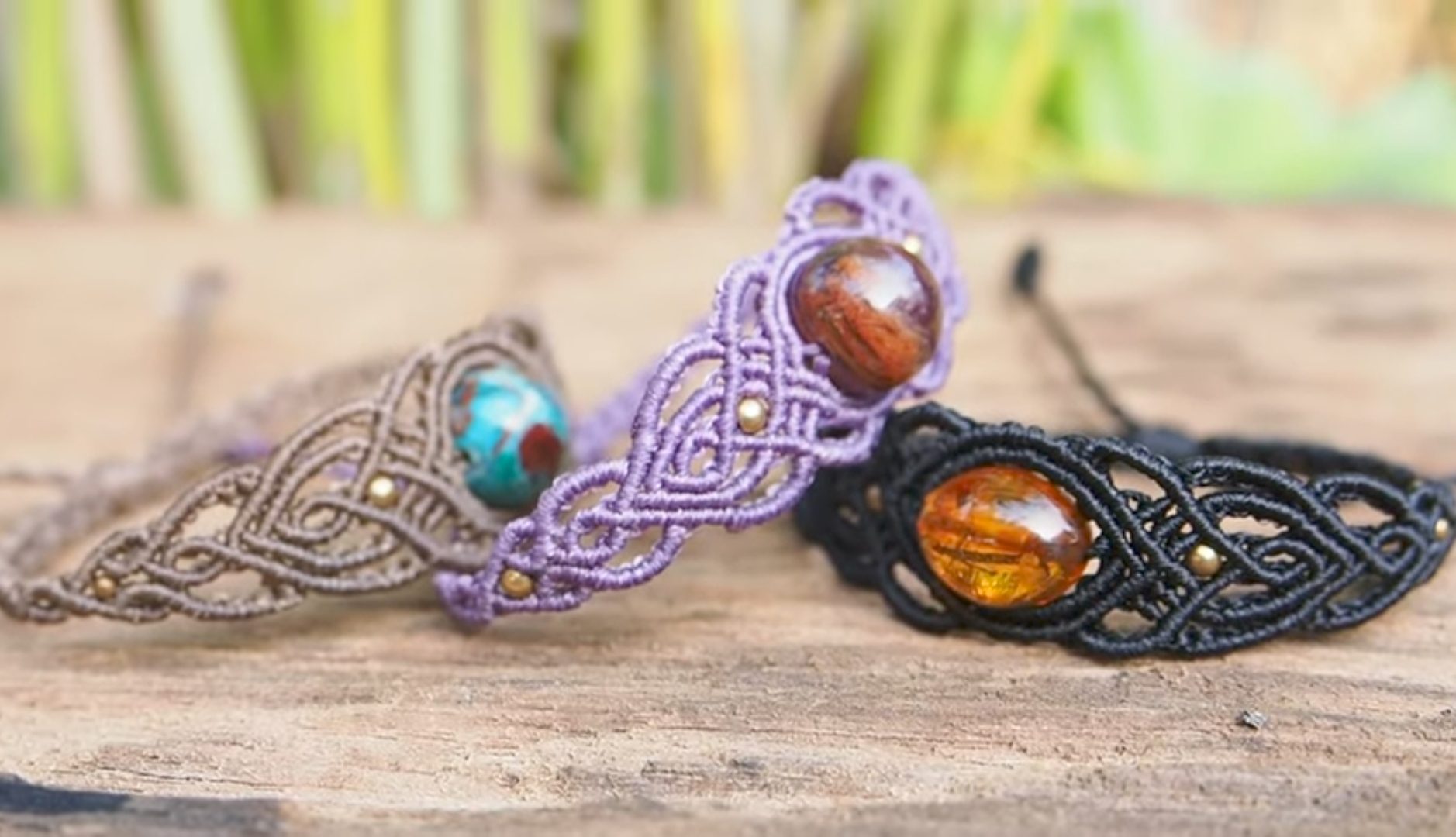 6 Stunning DIY Macrame Bracelet Patterns to Try Now - Artify Pattern